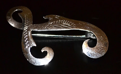 Amelie Deco Vintage: Brose de argint