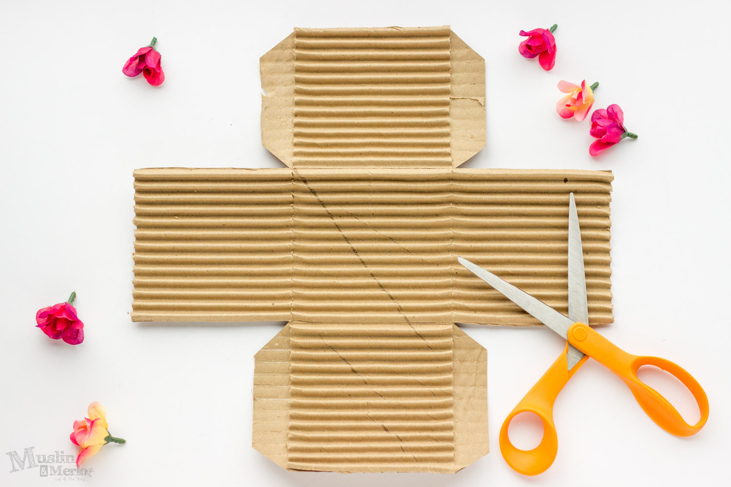 DIY Corrugated Cardboard Gift Box Muslin And Merlot diy-corrugated-cardboard-gift-box-muslin-and-merlot