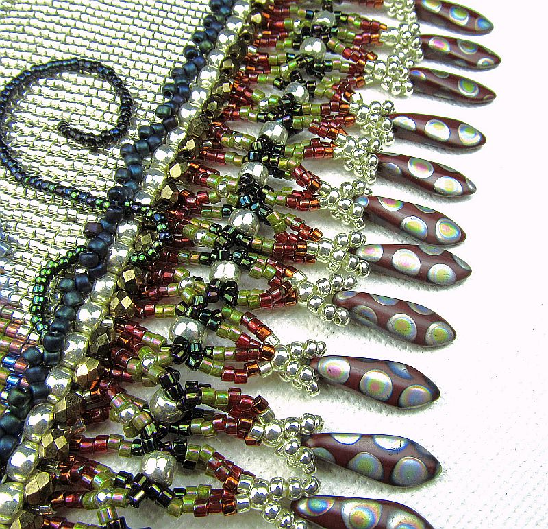 Beads Beading Beaded, with Erin Simonetti: Layered Edging