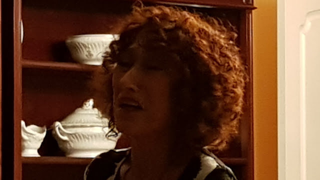 LA MIRADA ACTUAL: María Castaño: Fados y canciones en la Tertulia Ilustrada