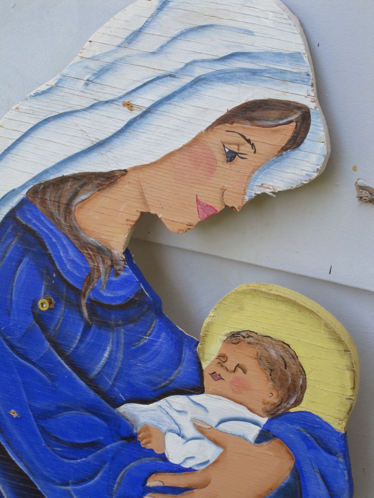 Flowers On The Roof: DIY Painted Outdoor Nativity Set