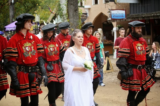 Chasing Roots: Texas Bucket List: Renaissance Festival