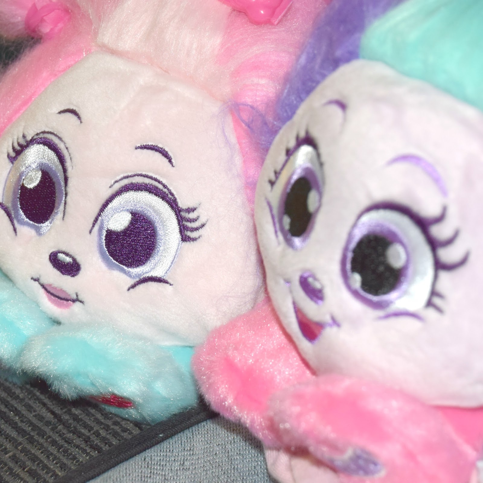 Wafflemama.: Soph Meets - Zuru Shnooks