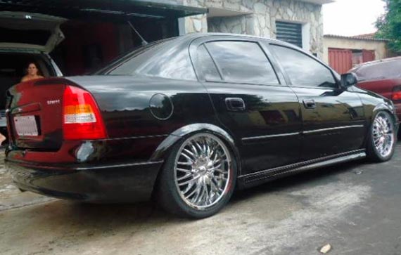 Astra Turbo - Only Cars