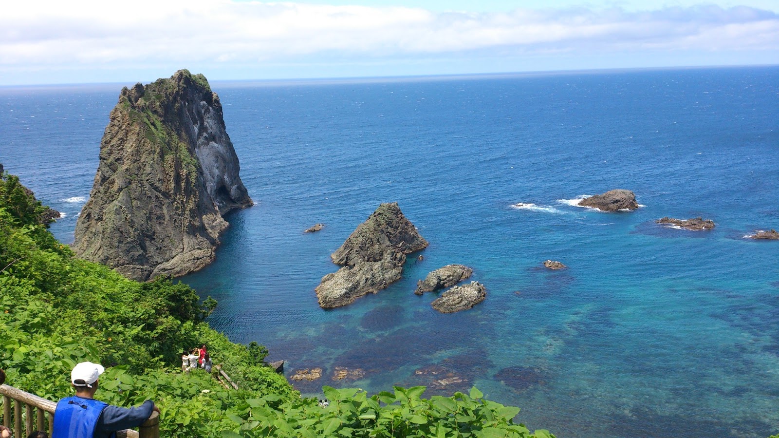 talk-hokkaido: Why is the ocean so blue ? Shakotan Peninsula
