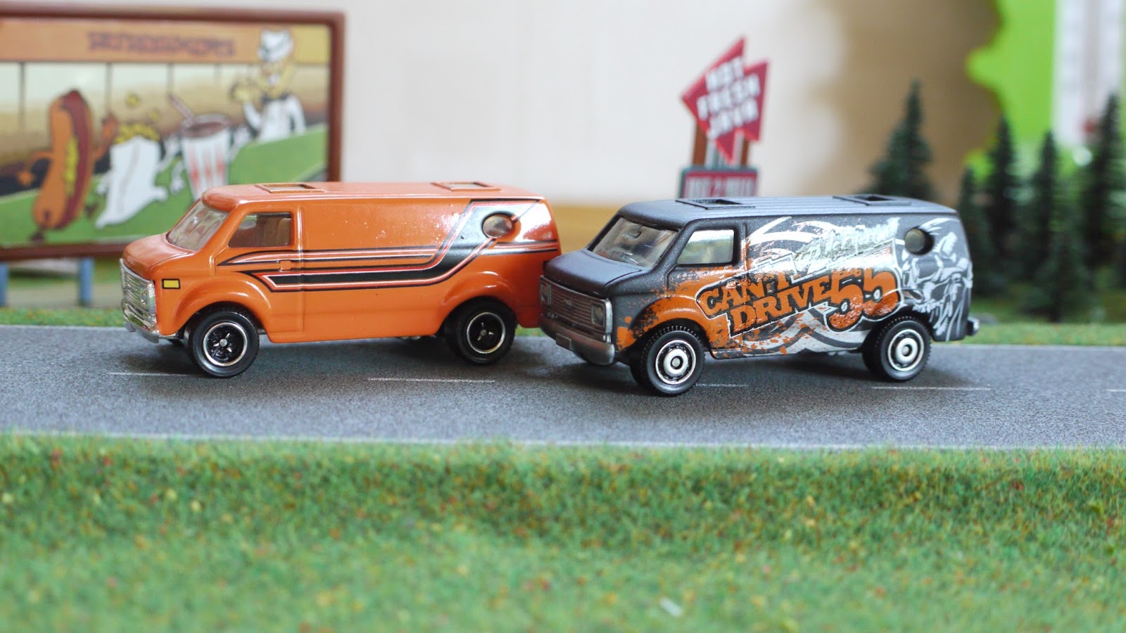Diecast cars 1/64, Modellautos 1:64, Modellbilar 1:64: Chevrolet Vans ...