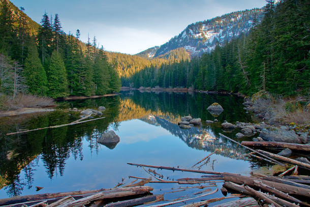 Golden Eye View: Top 15 Most Beautiful and Most Visited Lakes of The World