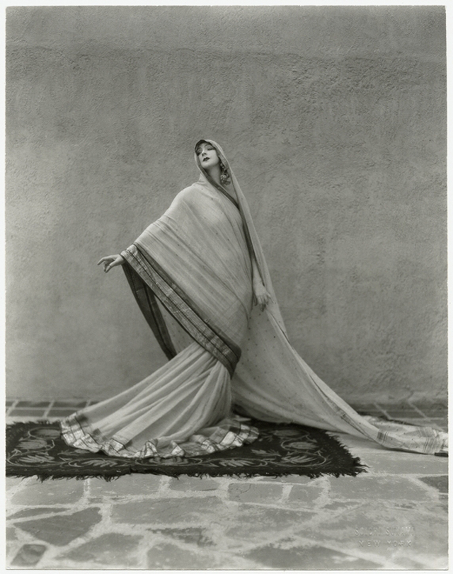 Modern Dance Pioneer: 39 Stunning Vintage Photos of Ruth St. Denis in ...
