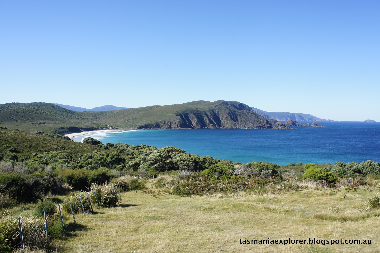 EXPLORING TASMANIA: Snapshot: Bruny Island, TAS
