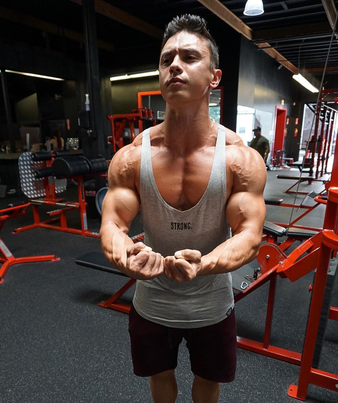 the beauty of male muscle: Christian