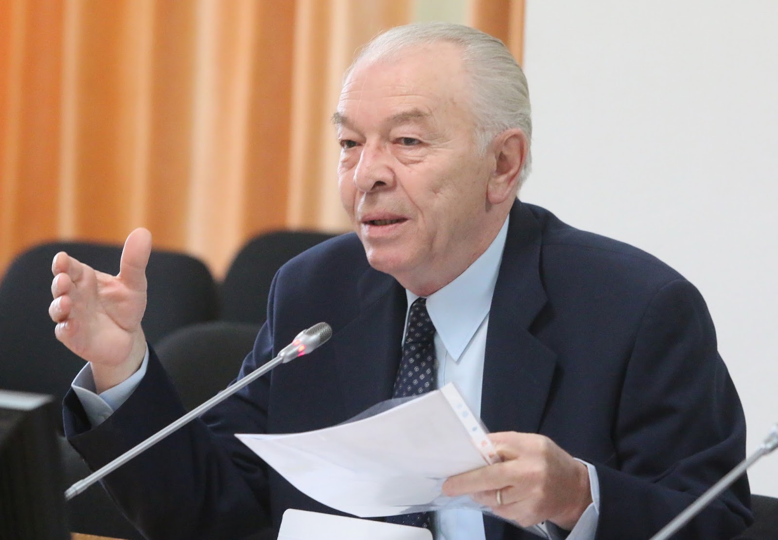 Distribuie să afle tot poporul! Președintele Curții de Conturi: Bugetul ...