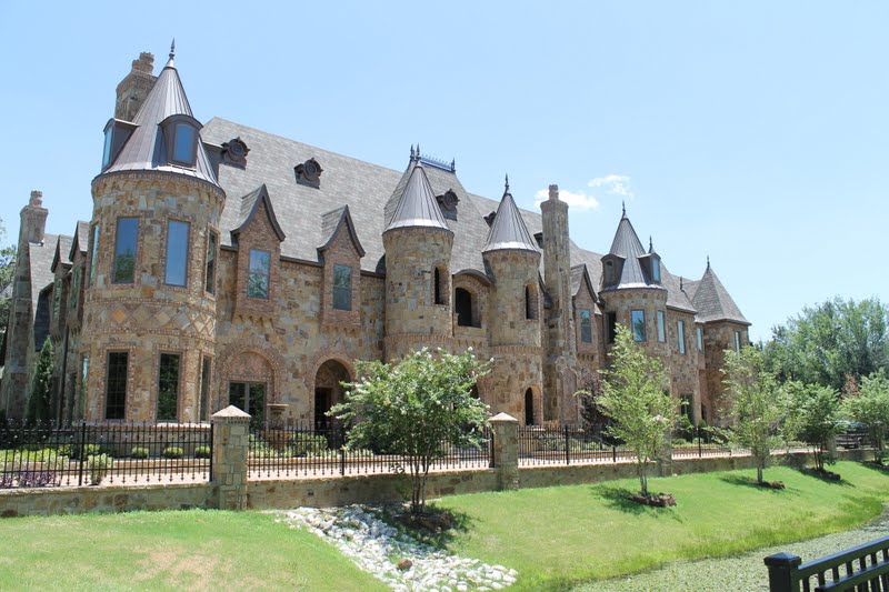 some sort of crazy: American Castles