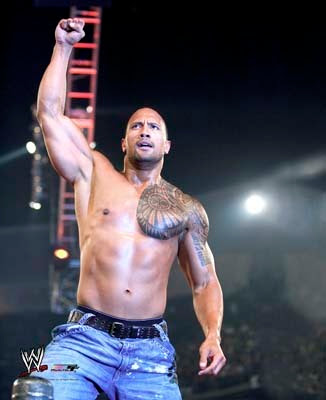 MAGAZING PEOPLE: Dwayne Johnson ‘La Roca´ retornó al ring de lucha libre