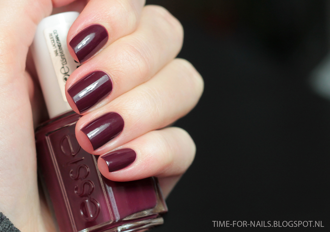 Time for nails: Essie Recessionista