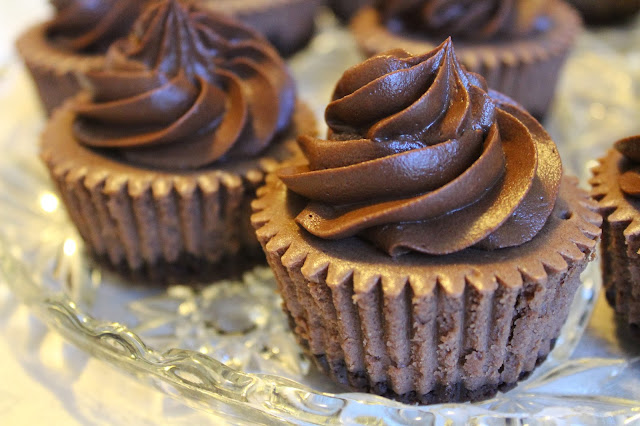 Blog as you Bake: Chocolate Cheesecake Cupcakes