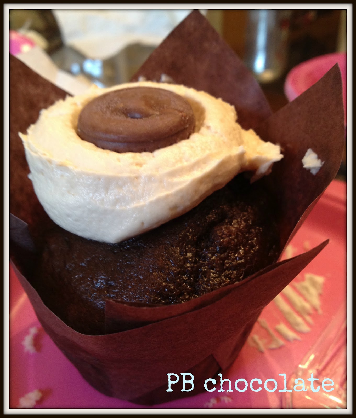 The Cupcake Activist: Guest Review: Scratch Cupcakes