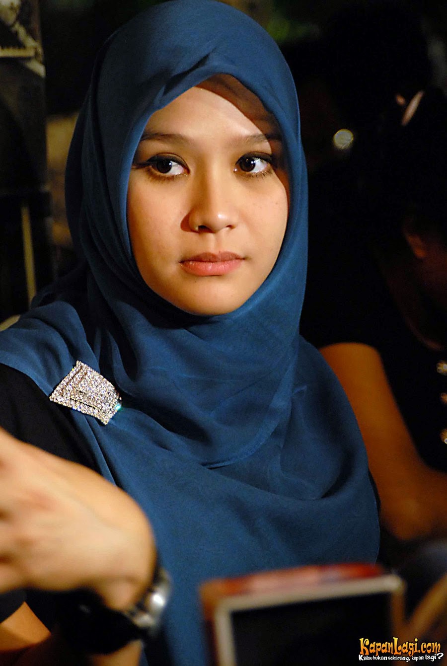 Kumpulan Foto Artis Berjilbab | AUFA BLOG
