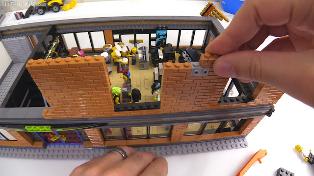 Still working on my latest custom LEGO building!