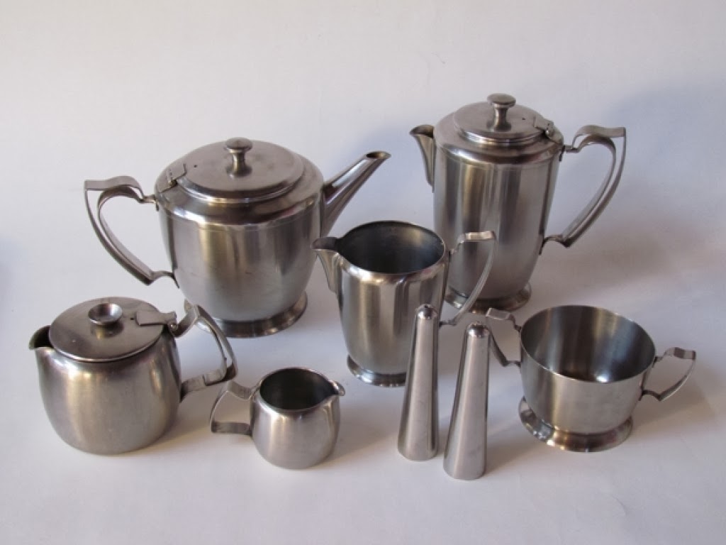 VINTAGE TABLEWARE | Collectibles Coach