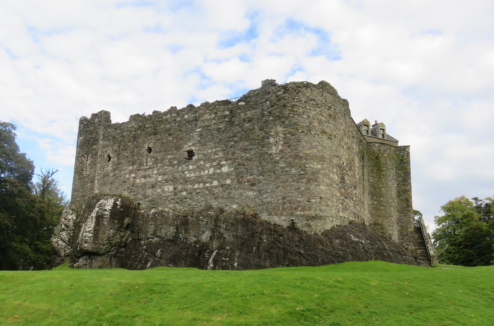 Big Daddy Dave: Dunstaffnage Castle – Oban, Scotland