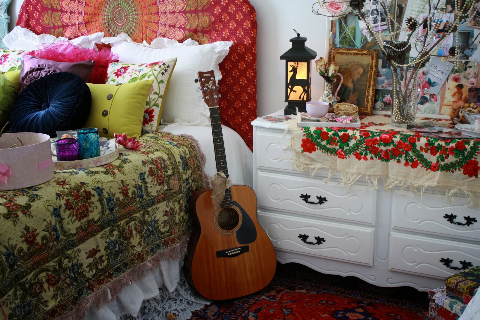 The little white cottage in the woods: The gypsy room...