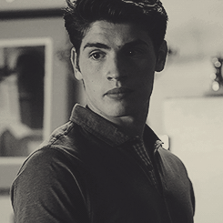 Przyjaźń oraz miłość to najważniejsze rzeczy w życiu człowieka. Nic ...