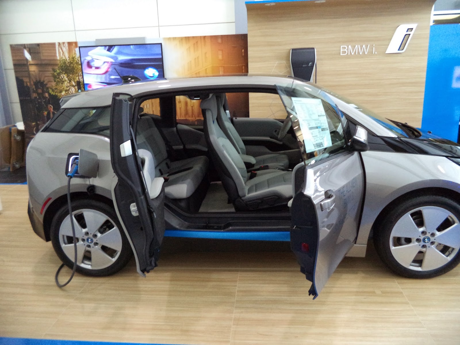 William's EV Bimmer 325i: BMW i3 Test Drive