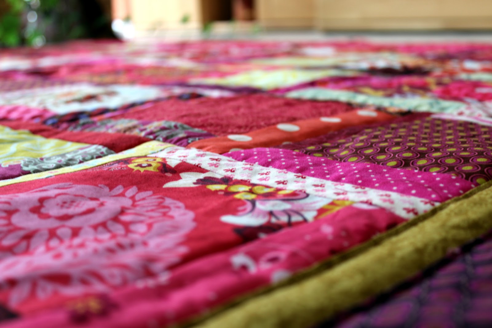 Julique: Patchwork-Decke