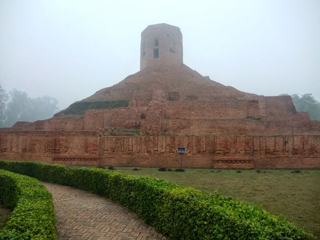 ANICCASIGHT: Ancient Stupa and Modern Temple Site - Sarnath