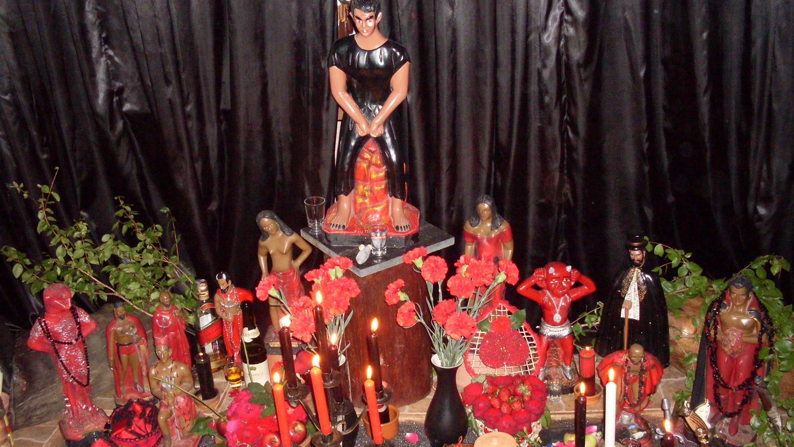 Deuses e Entidades: Exu Mirim | O Calafrio