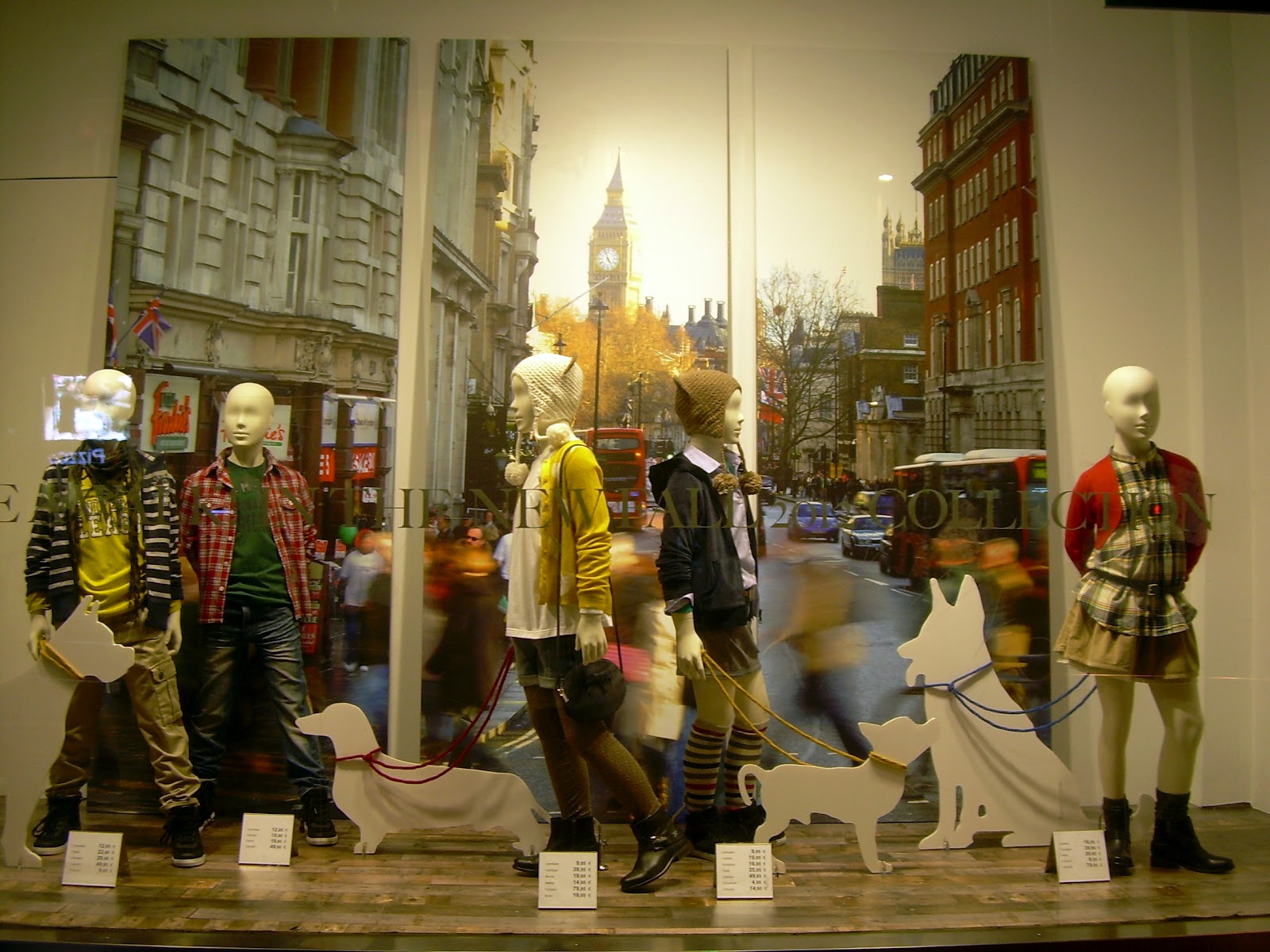 MONTOFENESTRO: ESCAPARATE, DISEÑO Y MÁS: 2012-ESCAPARATES : NUEVA TEMPORADA