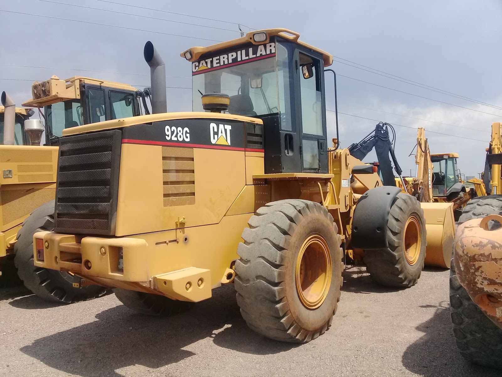 MAQUINARIA AGRICOLA INDUSTRIAL: Trascavo CAT 928G $64,000 Dlls.