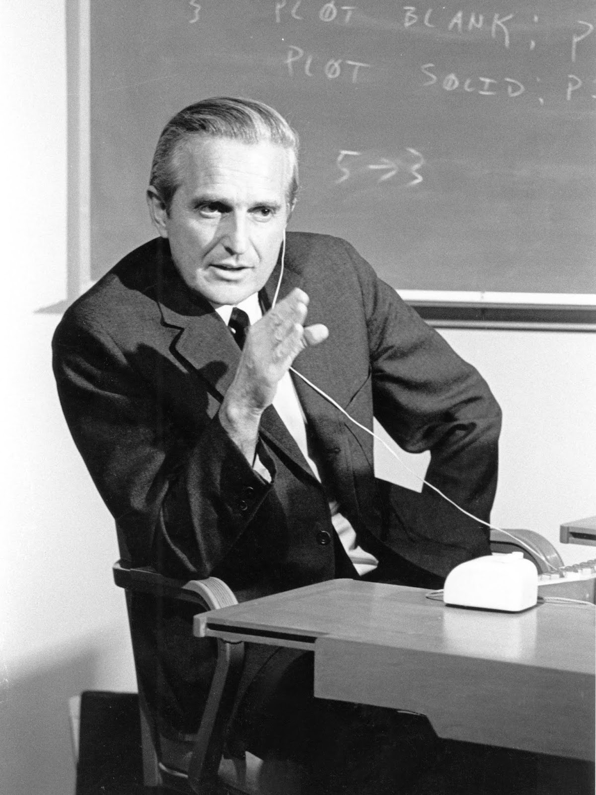 In 1968, Computers Got Personal: How Douglas Engelbart's "Mother of All ...