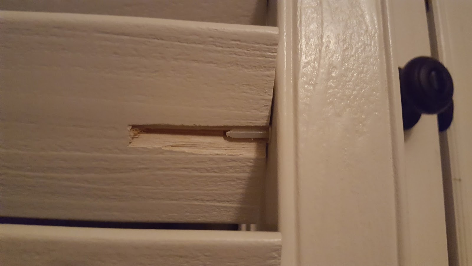 Hesselblogger: Repairing Wooden Shutters