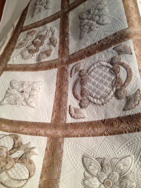 Quilting on Superior: Custom Quilting - Ruler work and McTavishing