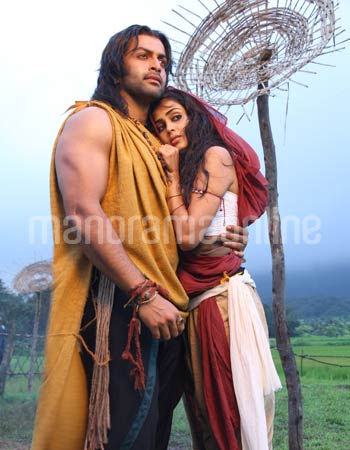 PRITHVIRAJ FANS BLOG: Urumi - The Movie Snaps [New]