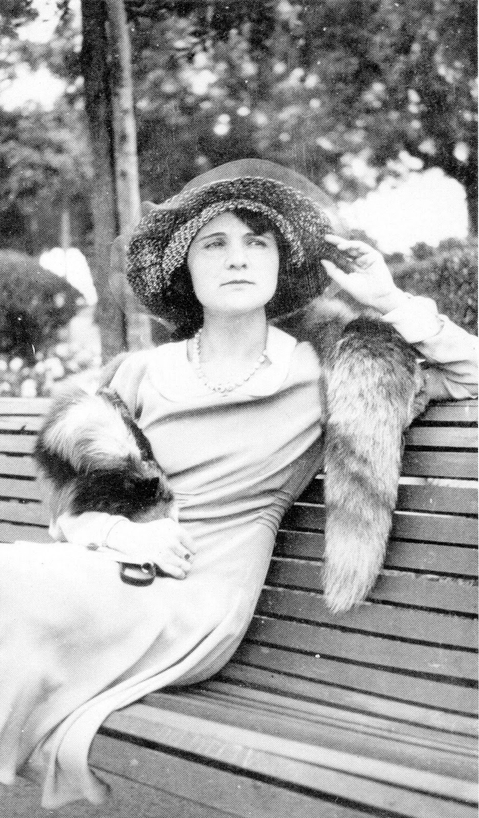 Florbela Espanca - a vida e a alma de uma poeta | Templo Cultural Delfos