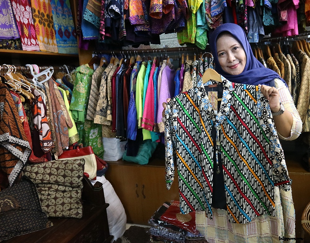 Thamrin City Pilihan Cerdas Belanja Batik - travel beauty