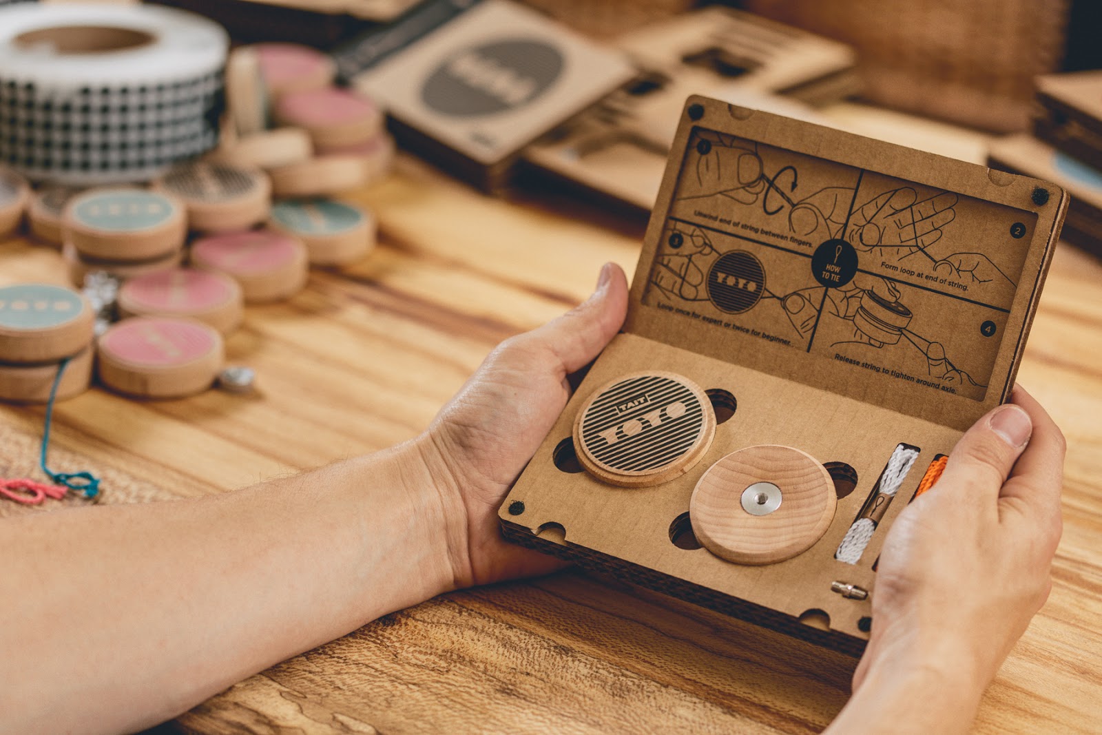 Sling-Slang YOYO – Packaging Of The World