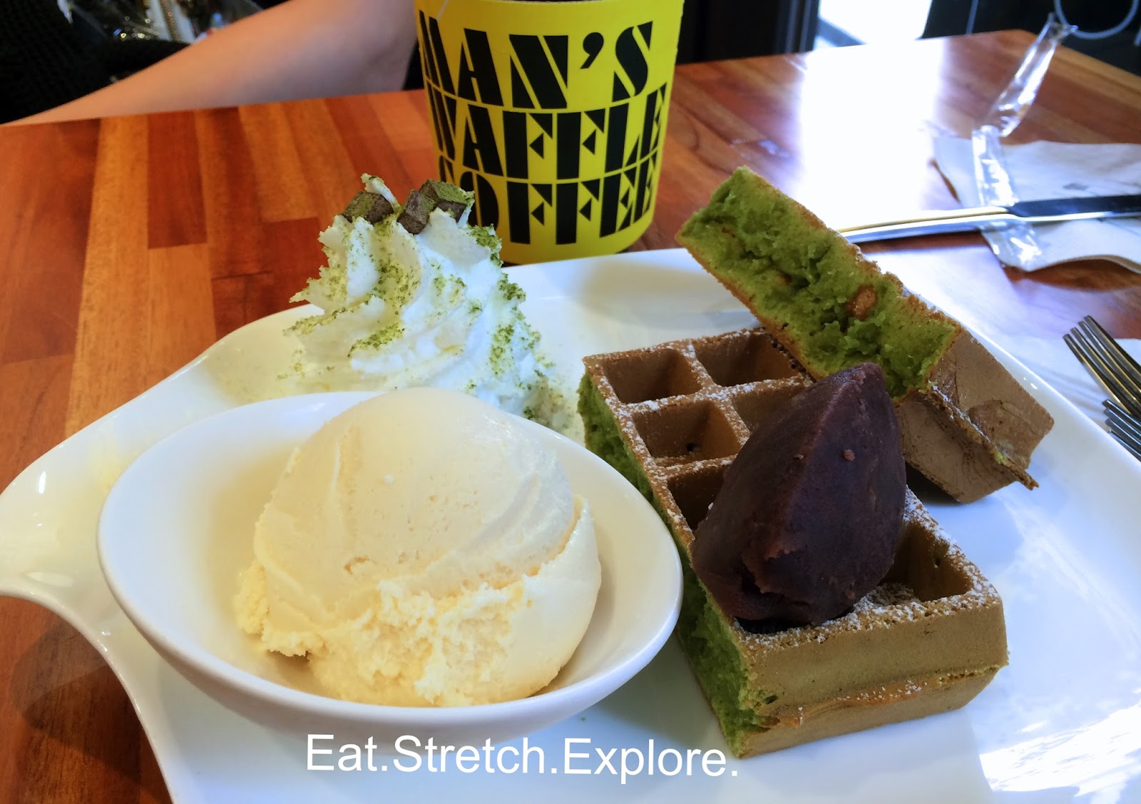 [Seoul - Edae] Man's Waffle Coffee (Green Tea Waffle)