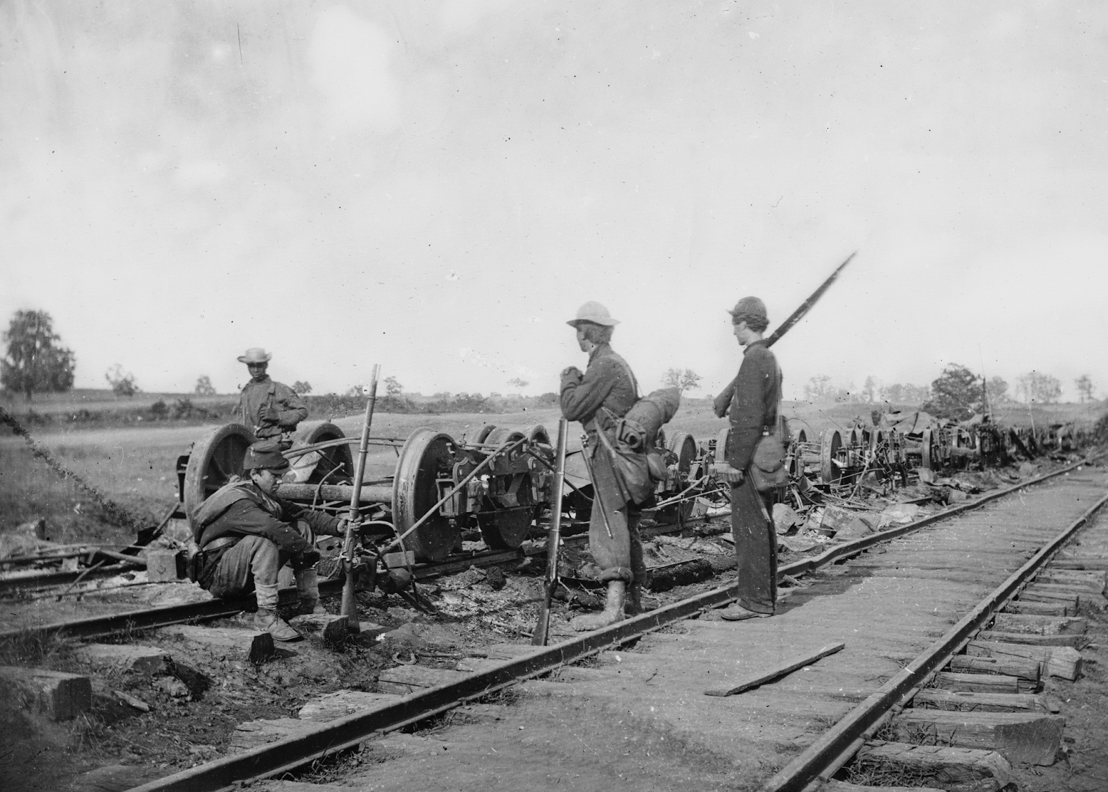 The Chubachus Library of Photographic History: Union Soldiers Posing in ...