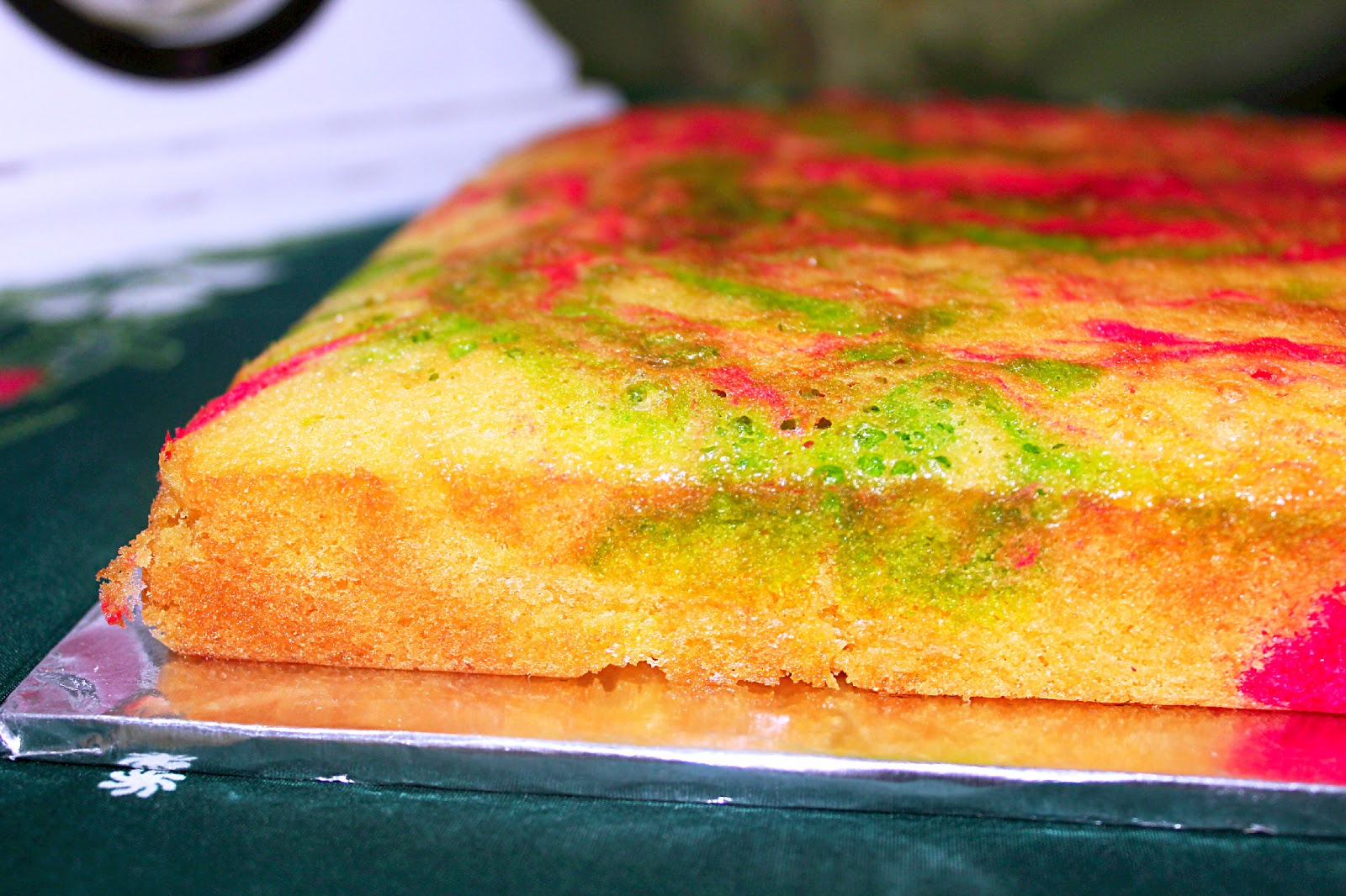 CUPCAKES DREAMS: Rainbow Marble Cake @Marble Rainbow Cake