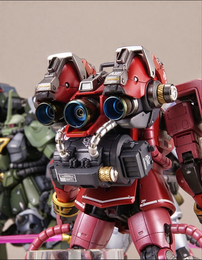 RG 1/144 Char's Zaku II Custom Build