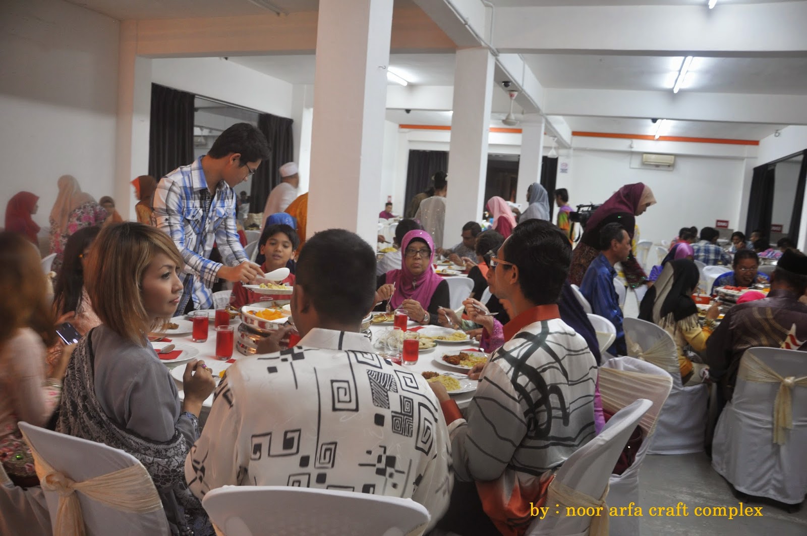 PAKEJ SEWAAN DEWAN TERTUTUP