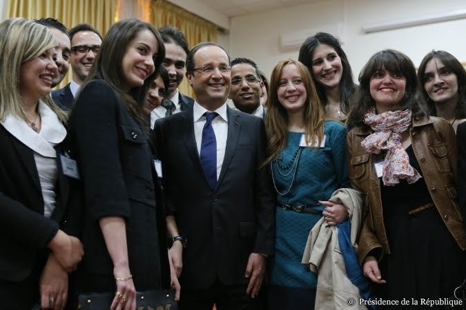 Do more of those Algerian students pass in South Italy or North India?