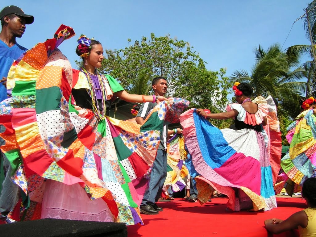 Viaje al infinito : Mi Bello Panamá