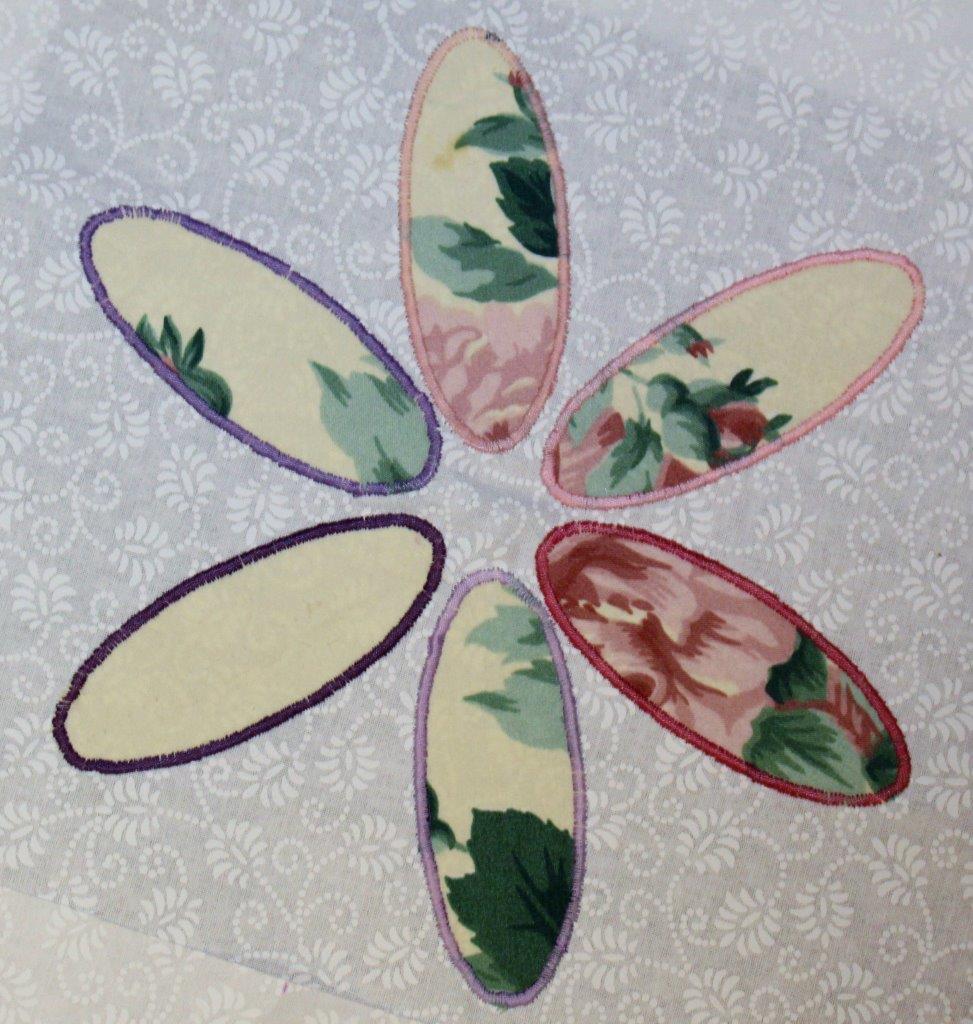 Sarah Lynn's Quilting: 16 Appliqué Blocks for the Baskets of Lilies Quilt