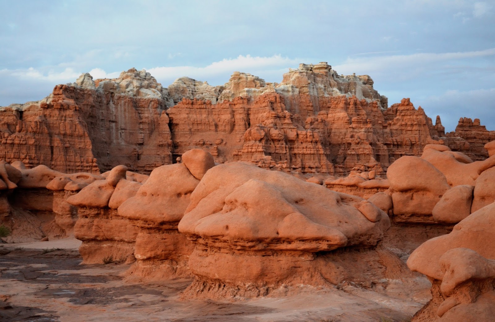 Focusing On Travel : Goblin Valley State Park Utah USA