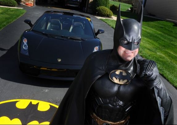 Licence to Speed - For Malaysian Automotive: Batman drives a Lamborghini