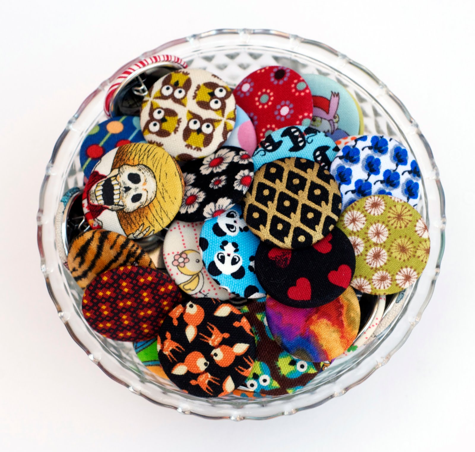 Heartcore Pins: A nice heartcore photo shoot with Maya